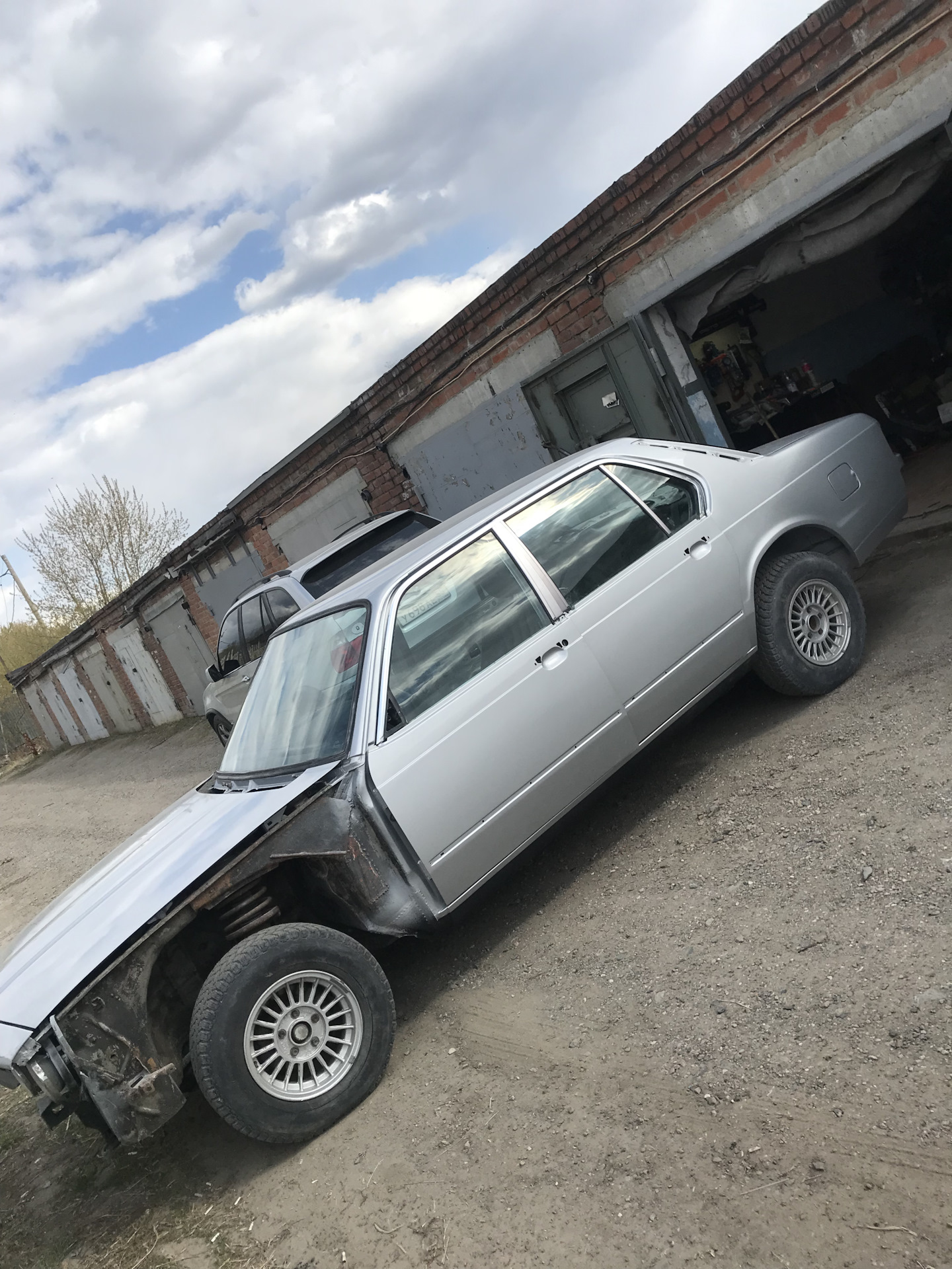 Первая часть балета «Охота на дроздов» окончена — BMW 7 series (E23), 2,8 л, 1981 года ...