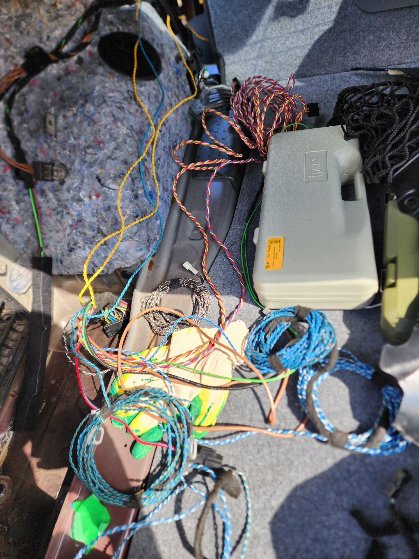 Музыка individual — BMW 3 series (E90), 3 л, 2006 года | тюнинг | DRIVE2