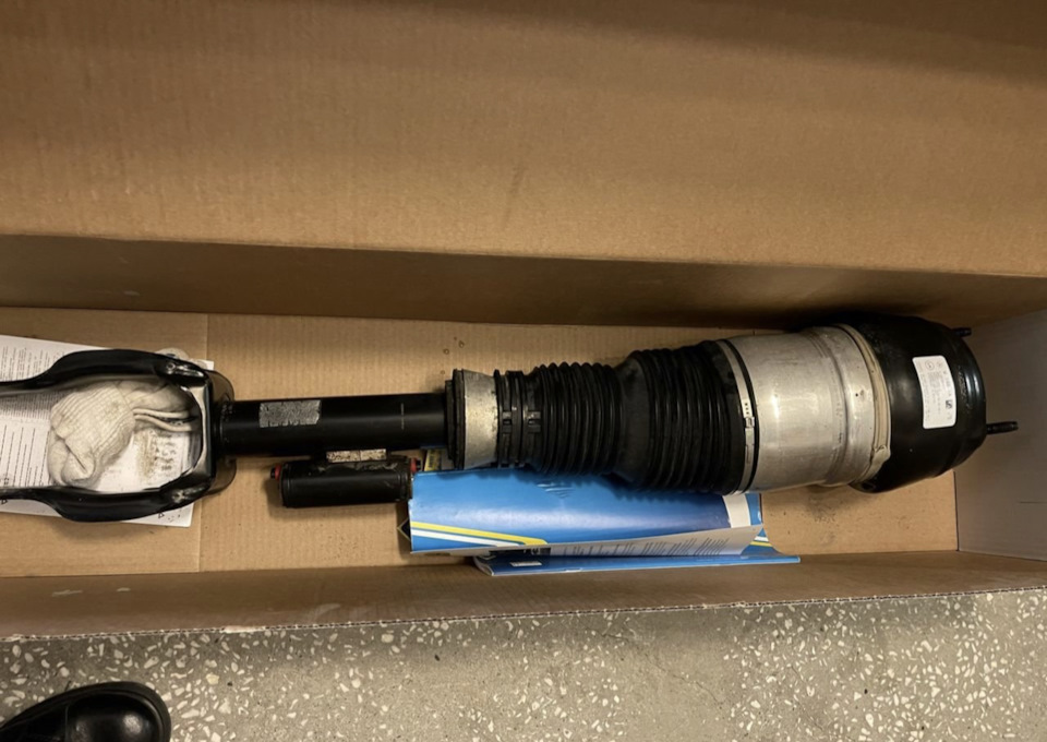 Амортизаторы передние-регулируемые w166 на Mercedes-Benz M-Class (W166 ...