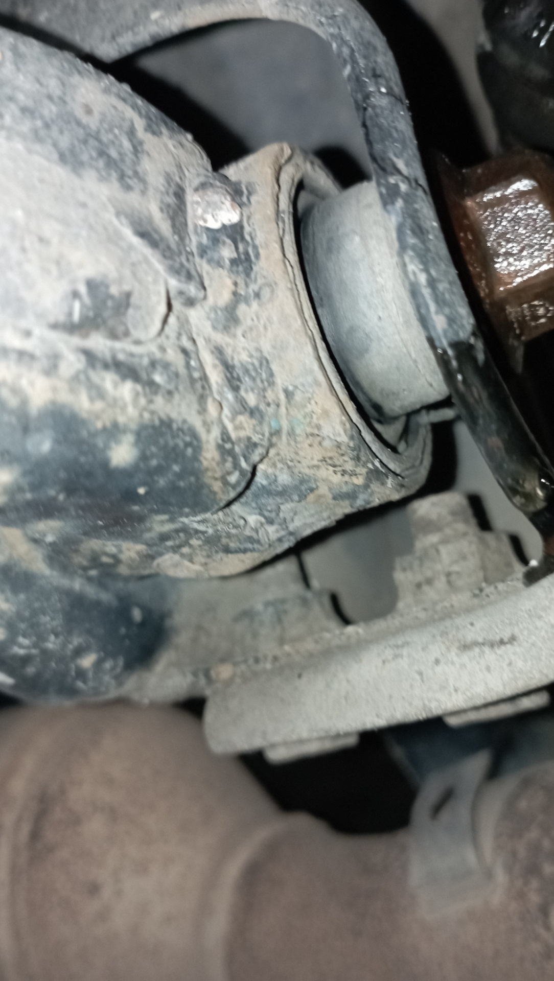 Замена сайлентблок на передних рычагах+по мелочи — Subaru Forester (SH ...