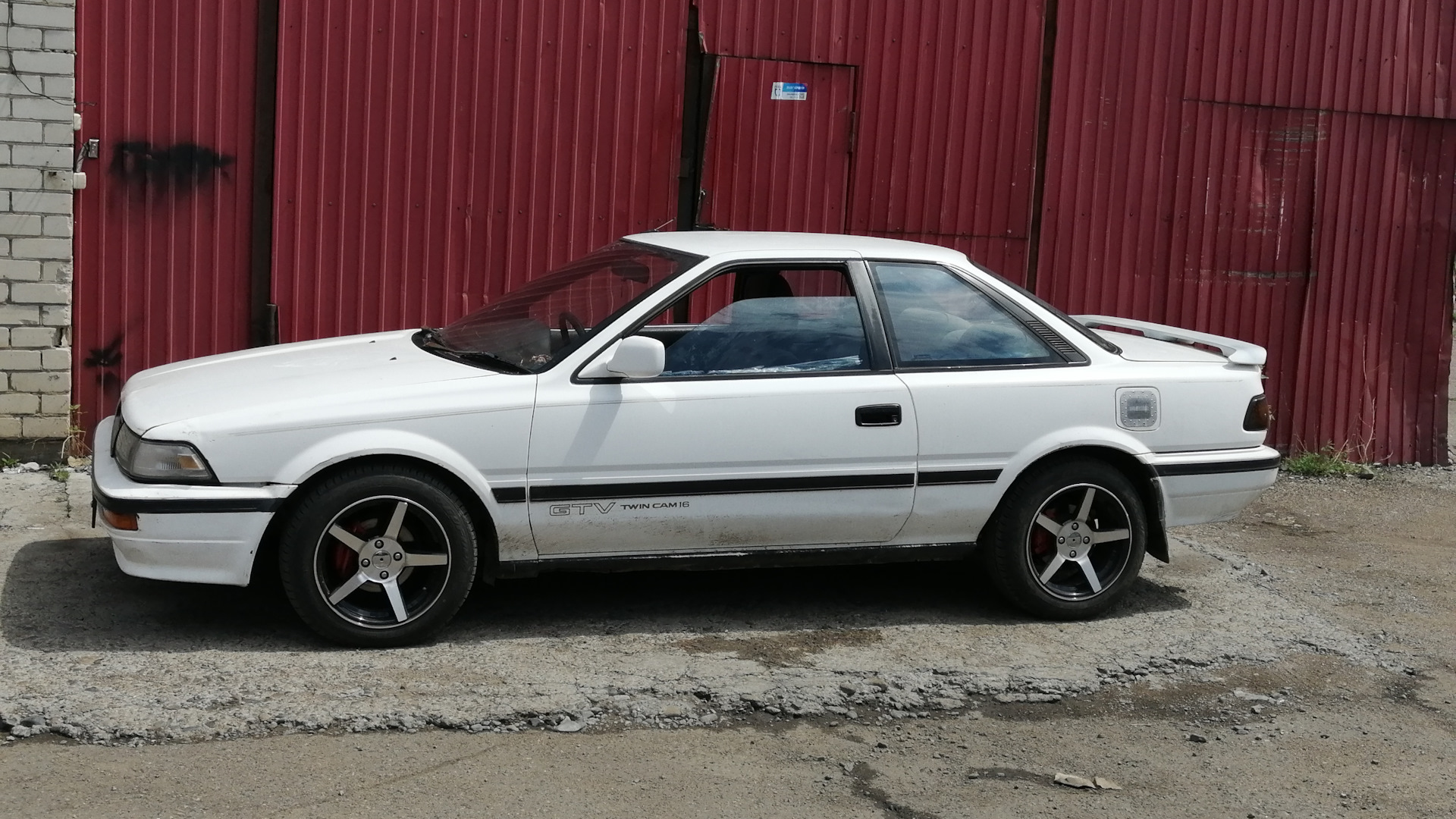 Toyota Corolla Levin (AE91/92) 1.6 бензиновый 1988 | RED TOP на DRIVE2