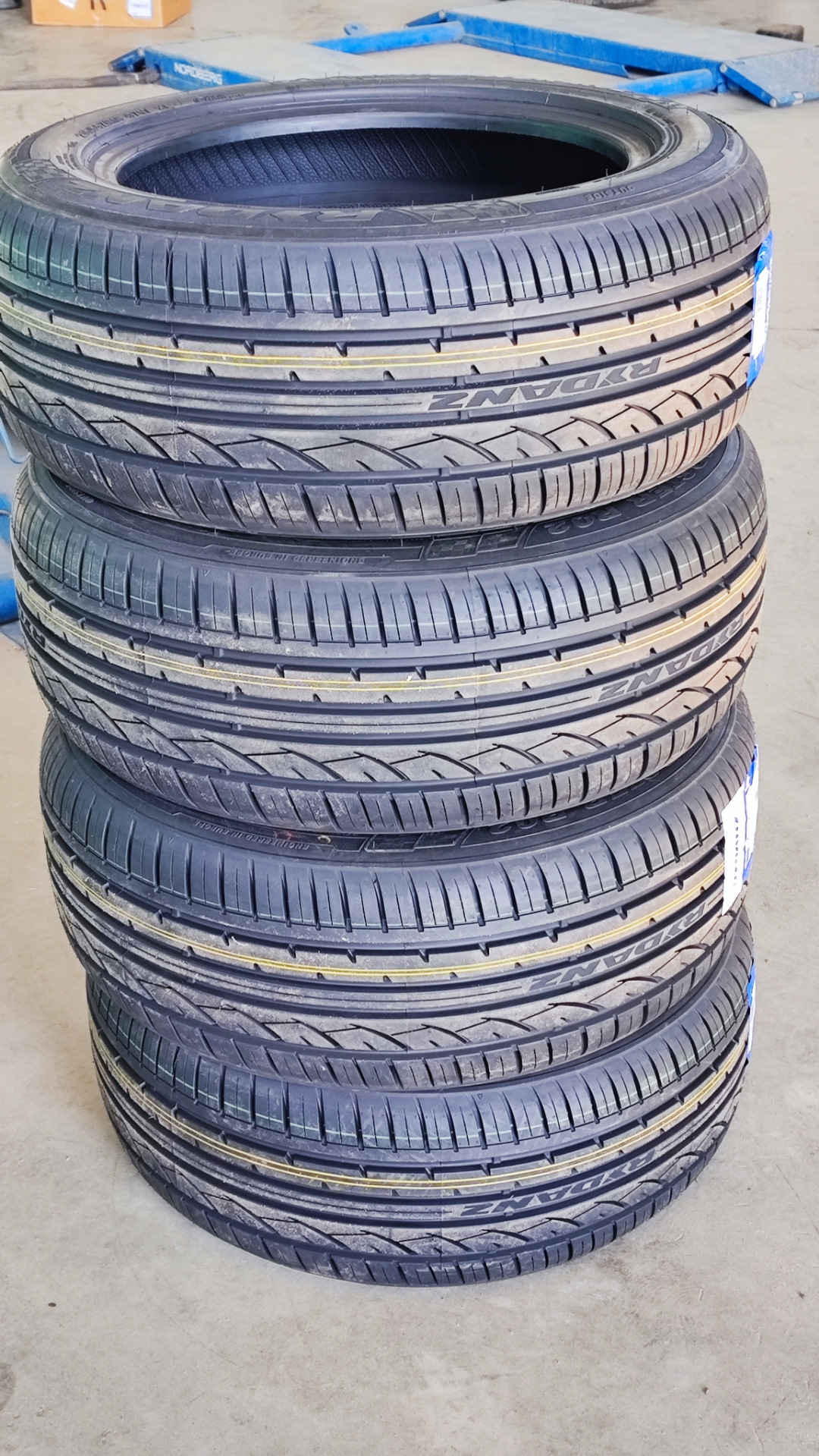 Новая летняя резина Rydanz Roadster R02 — Audi A6 (C5), 2,4 л, 1997 ...