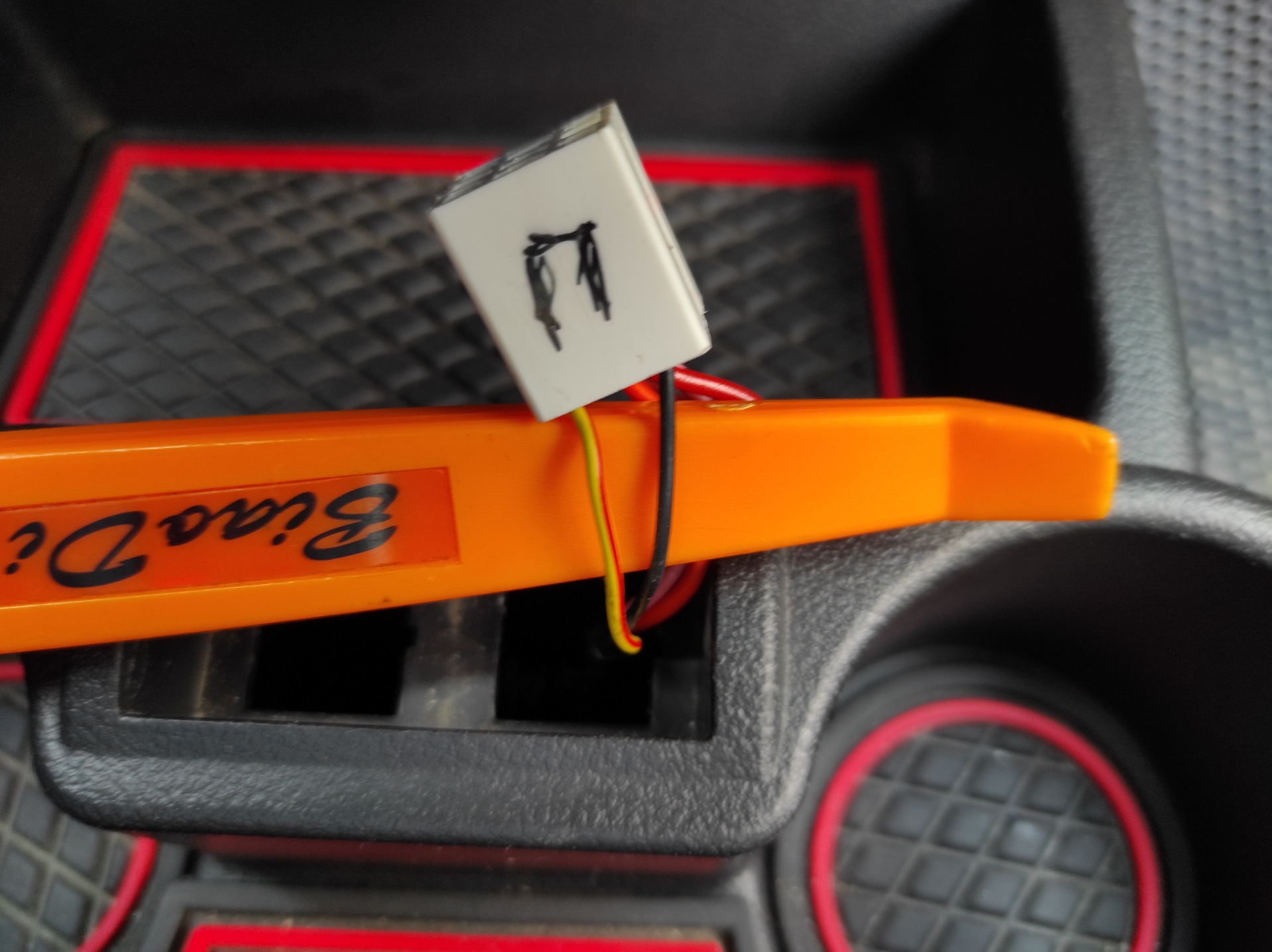 Ручка МКПП с подсветкой — Lada Гранта Cross, 1,6 л, 2019 года | тюнинг ...
