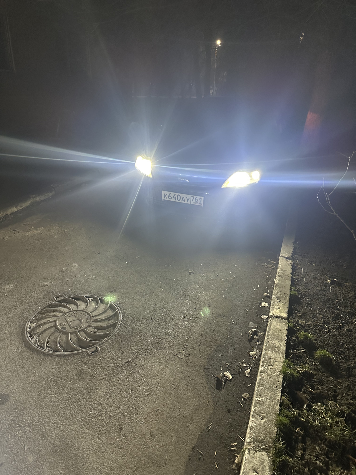 Автомобильная светотехника — Ford Focus Hatchback II, 1,6 л, 2008 года ...