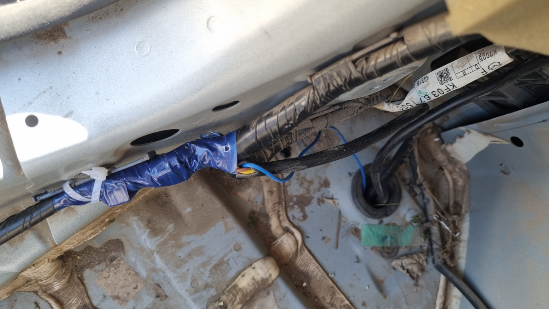Установка фаркопа . Американский квадрат . — Mazda CX-5 (1G), 2 л, 2014 ...