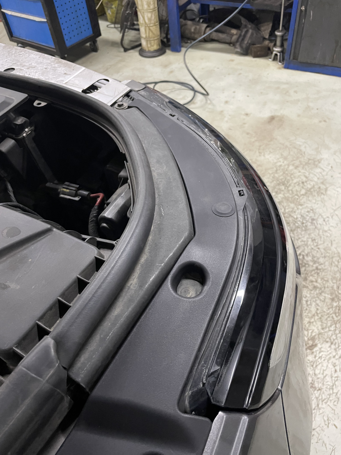 Защита от снега на фары + пломбы в стаканы — Land Rover Range Rover (4G ...