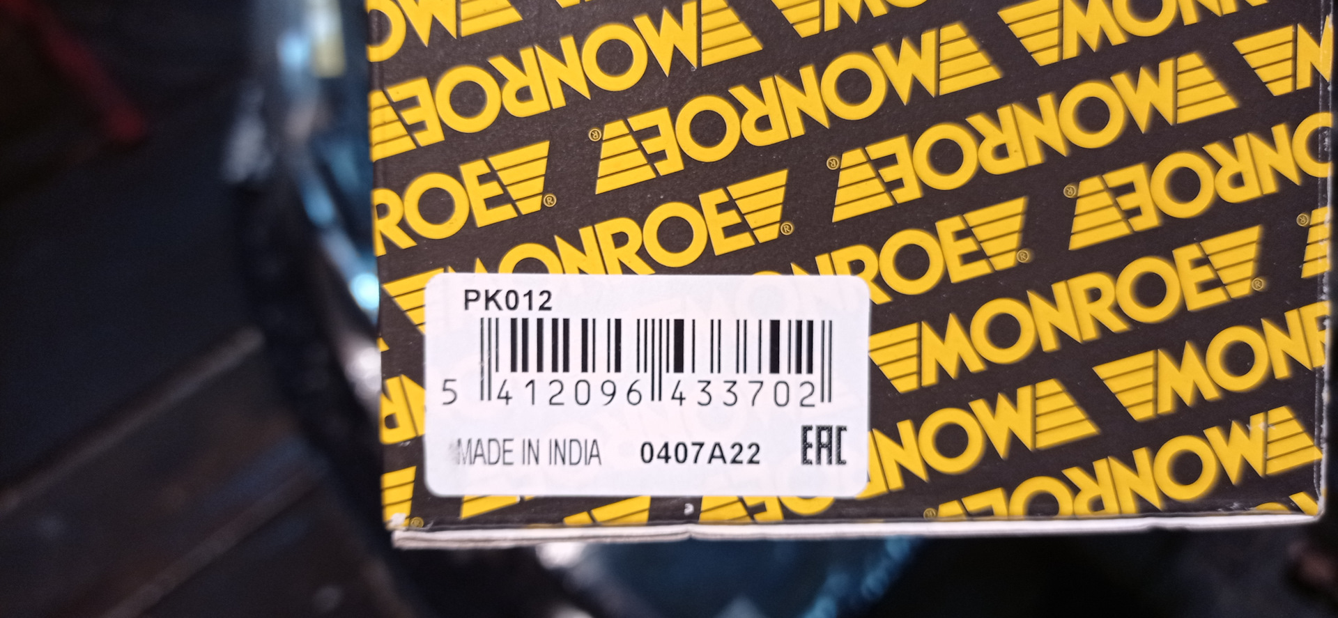 Замена опорных подшипников передних стоек — BMW 1 series (E81/E87), 2 л ...