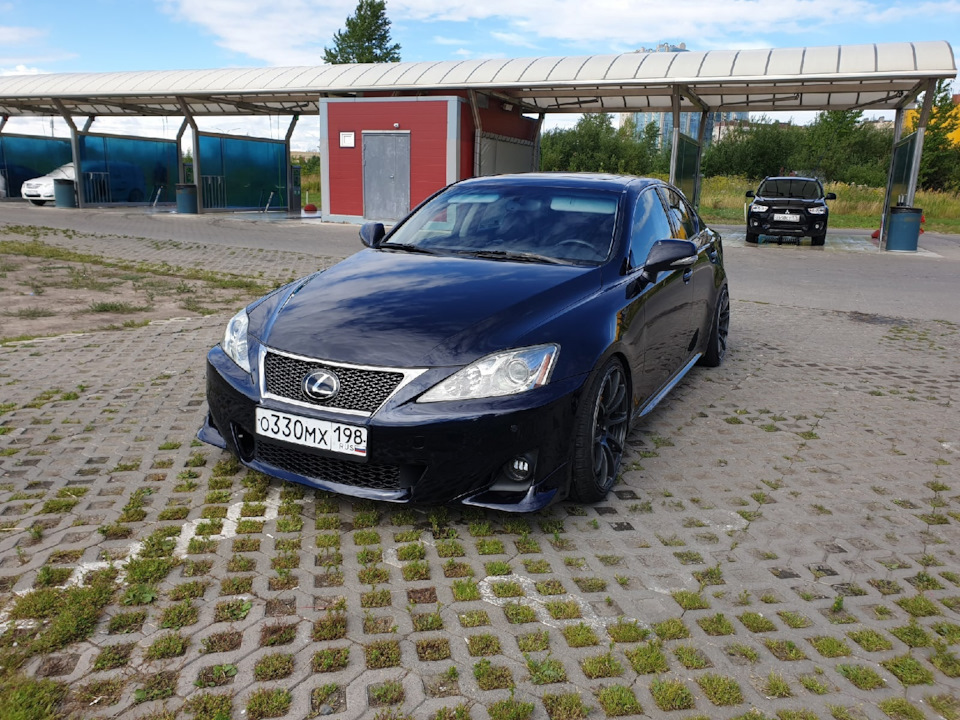 Морда второй рест F-sport, пороги GFX — Lexus IS II, 3,5 л, 2009 года | стайлинг | DRIVE2