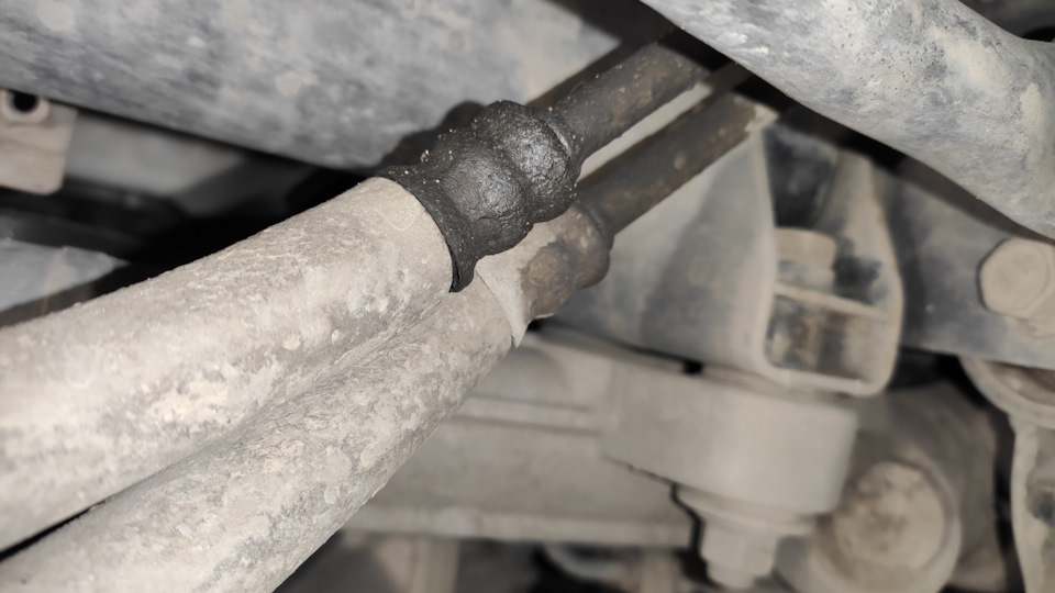 ТО175 Замена масла и ремонт трубок маслоохладителя — Mitsubishi Pajero ...