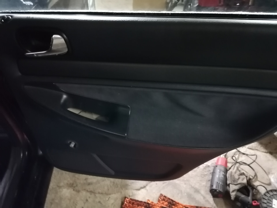 Нужна помощь в акустике — Audi A4 (B5), 1,8 л, 1996 года | аксессуары ...