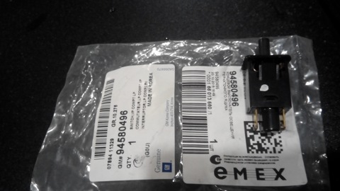 94580496 Перчаточный ящик выключатель подсветки GM | Запчасти на DRIVE2