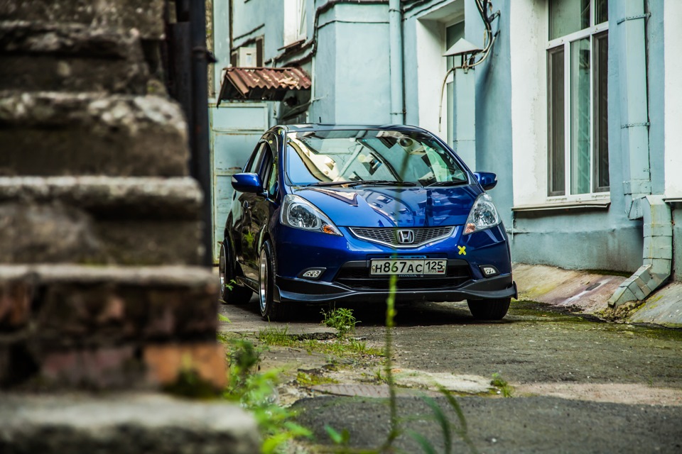 Новые фото =) — Honda Fit (2G), 1,5 л, 2009 года | фотография | DRIVE2