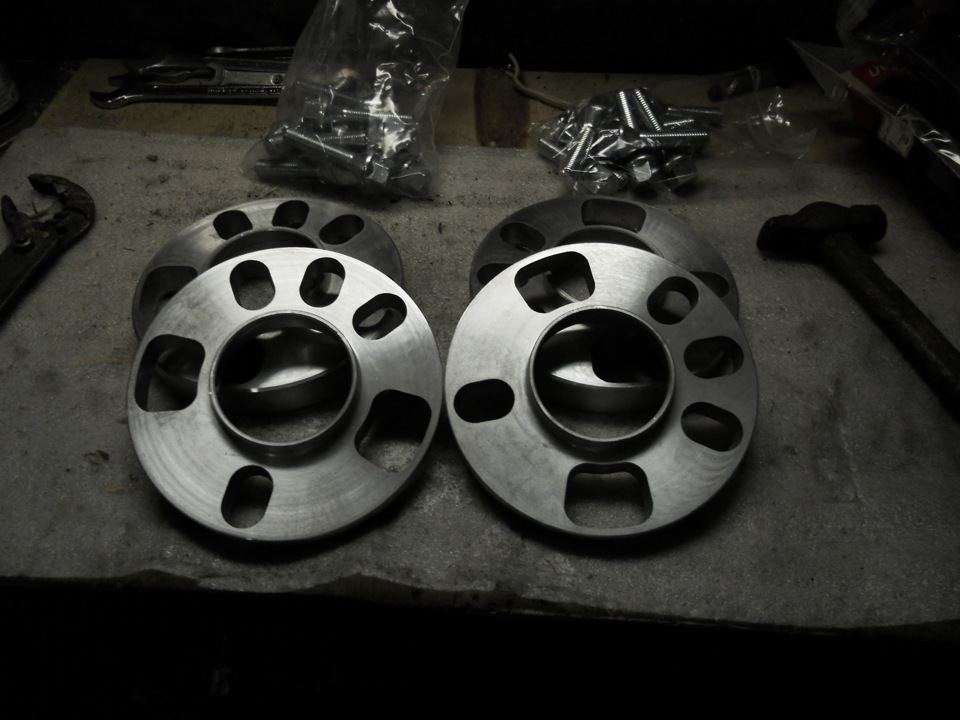 7. Aluminum spacers 13 mm and 20 mm — Opel Astra H, 1,8 л, 2010 года ...