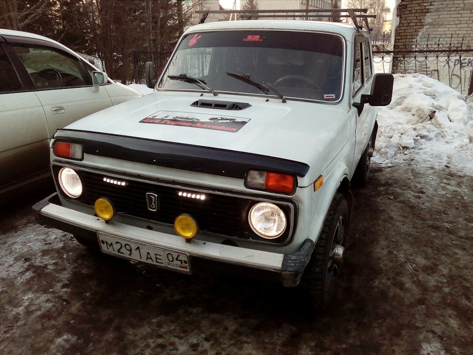 Ангельские глазки — Lada 4x4 3D, 1,6 л, 1991 года | аксессуары | DRIVE2