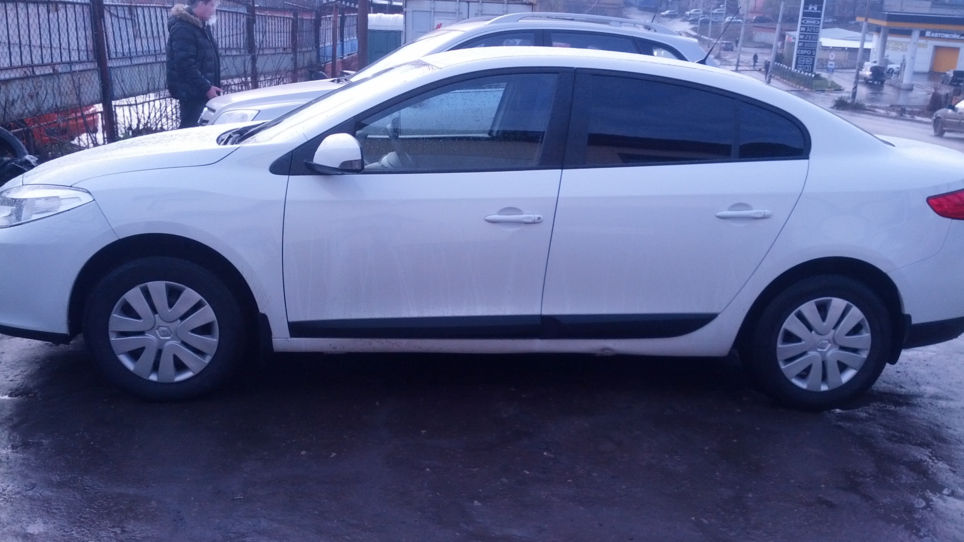 Renault Fluence 1.6 бензиновый 2011 | на DRIVE2