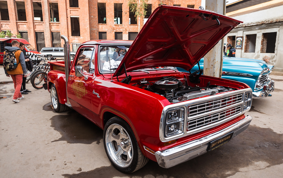 Original Meet — Dodge D Series (2G), 6,7 л, 1979 года | путешествие ...