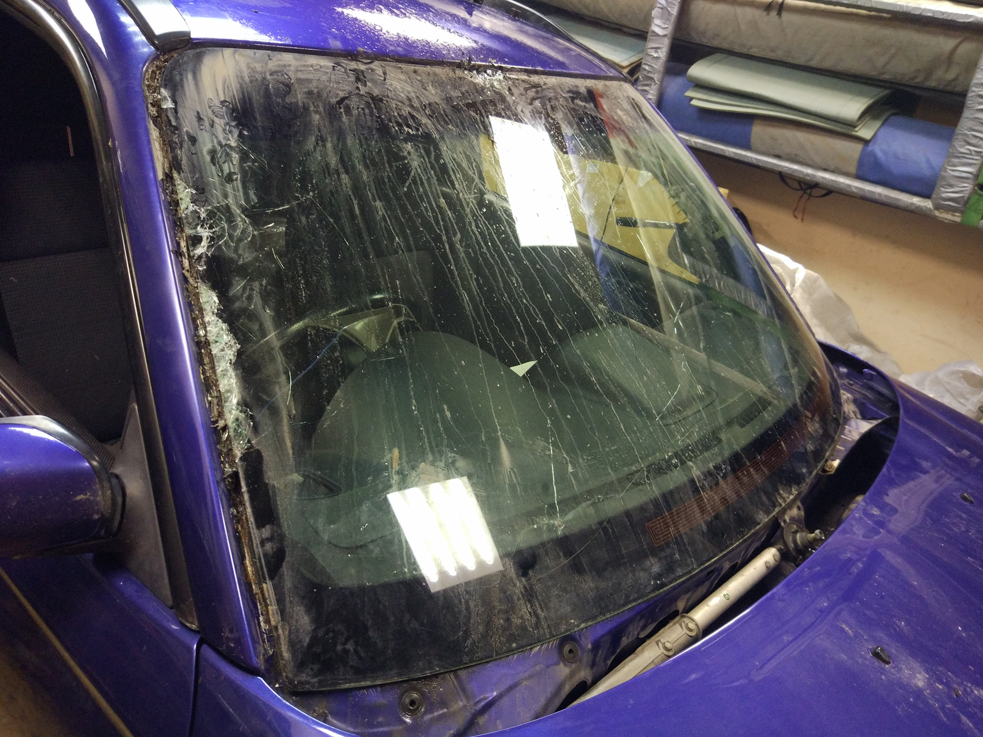 Помогите! Молдинг лобового стекла! — Subaru Forester (SG), 2 л, 2003 ...