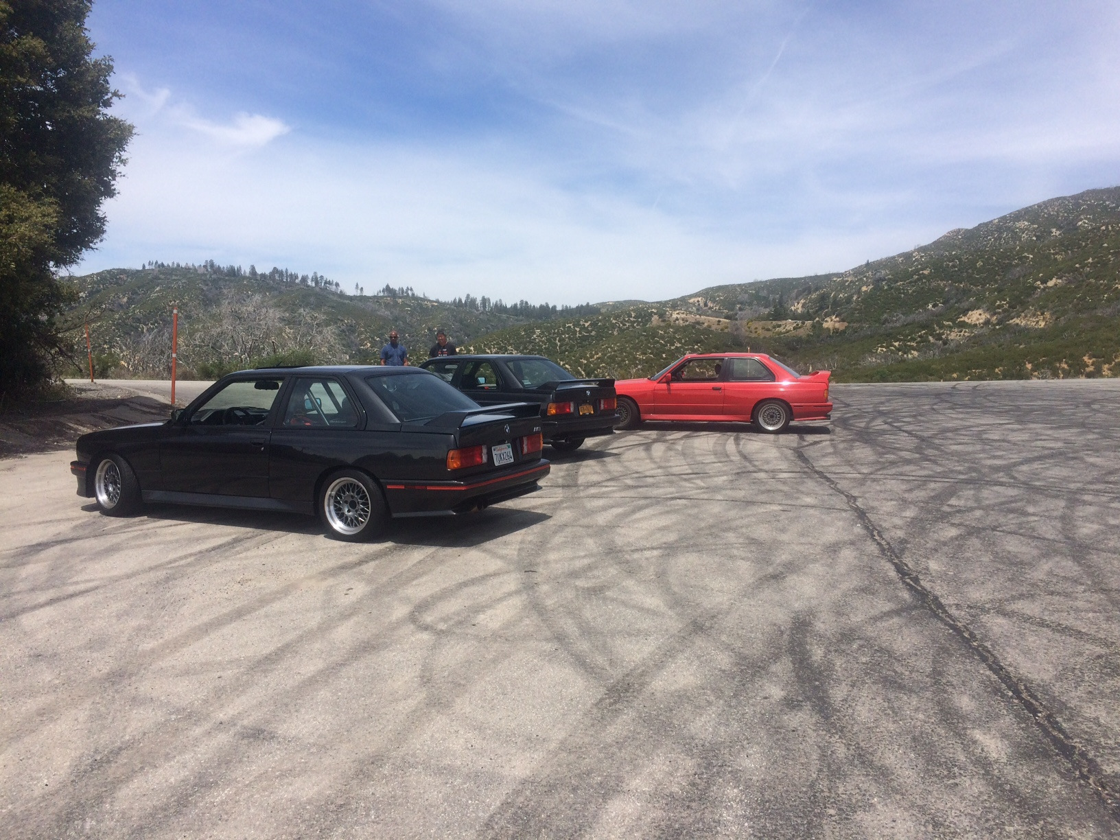 С "брятьями по разуму" — BMW M3 Coupe (E30), 2,5 л, 1990 года | фотография | DRIVE2