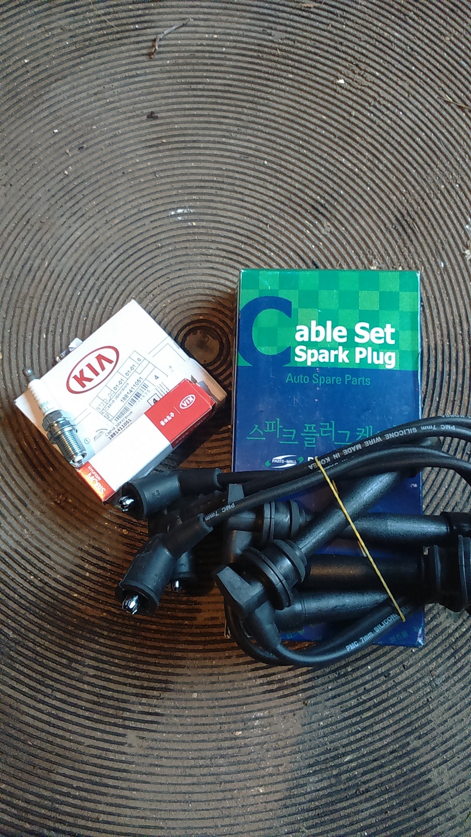 1881411051 Свеча зажигания KIA HYUNDAI | Запчасти на DRIVE2