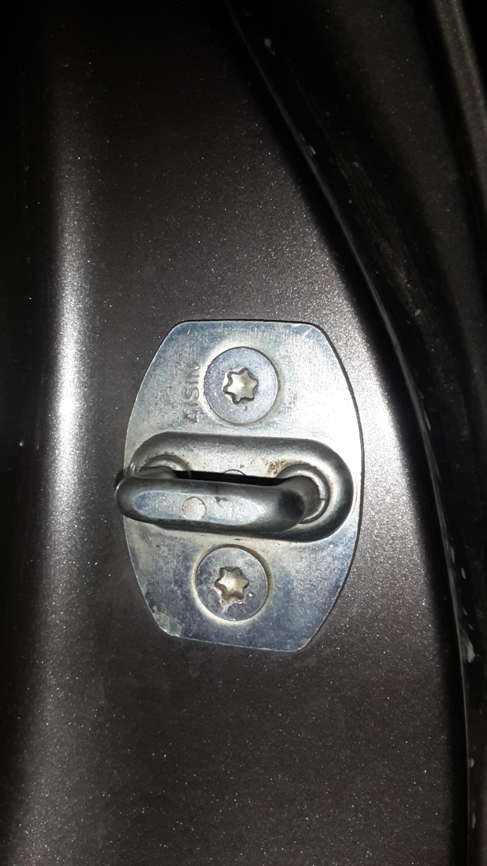 накладки на замок двери — Toyota Camry (XV30), 2,4 л, 2002 года ...