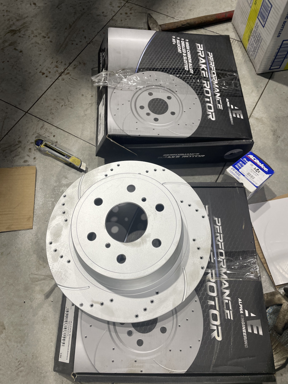 Перфорация с насечками — Chevrolet Tahoe (GMT K2UXX), 6,2 л, 2016 года ...