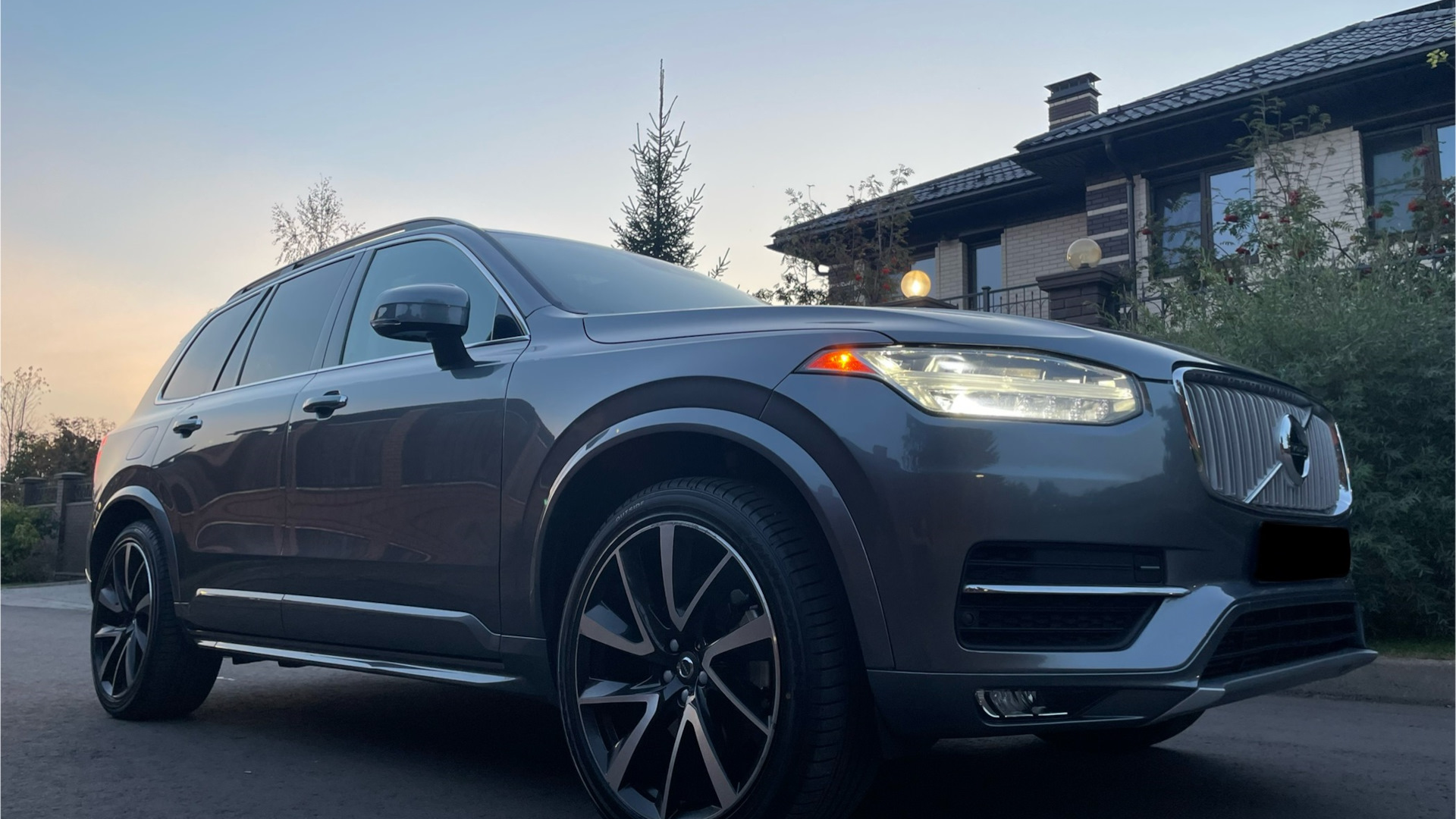 Volvo XC90 (2G) 2.0 бензиновый 2019 | Grey Gold на DRIVE2