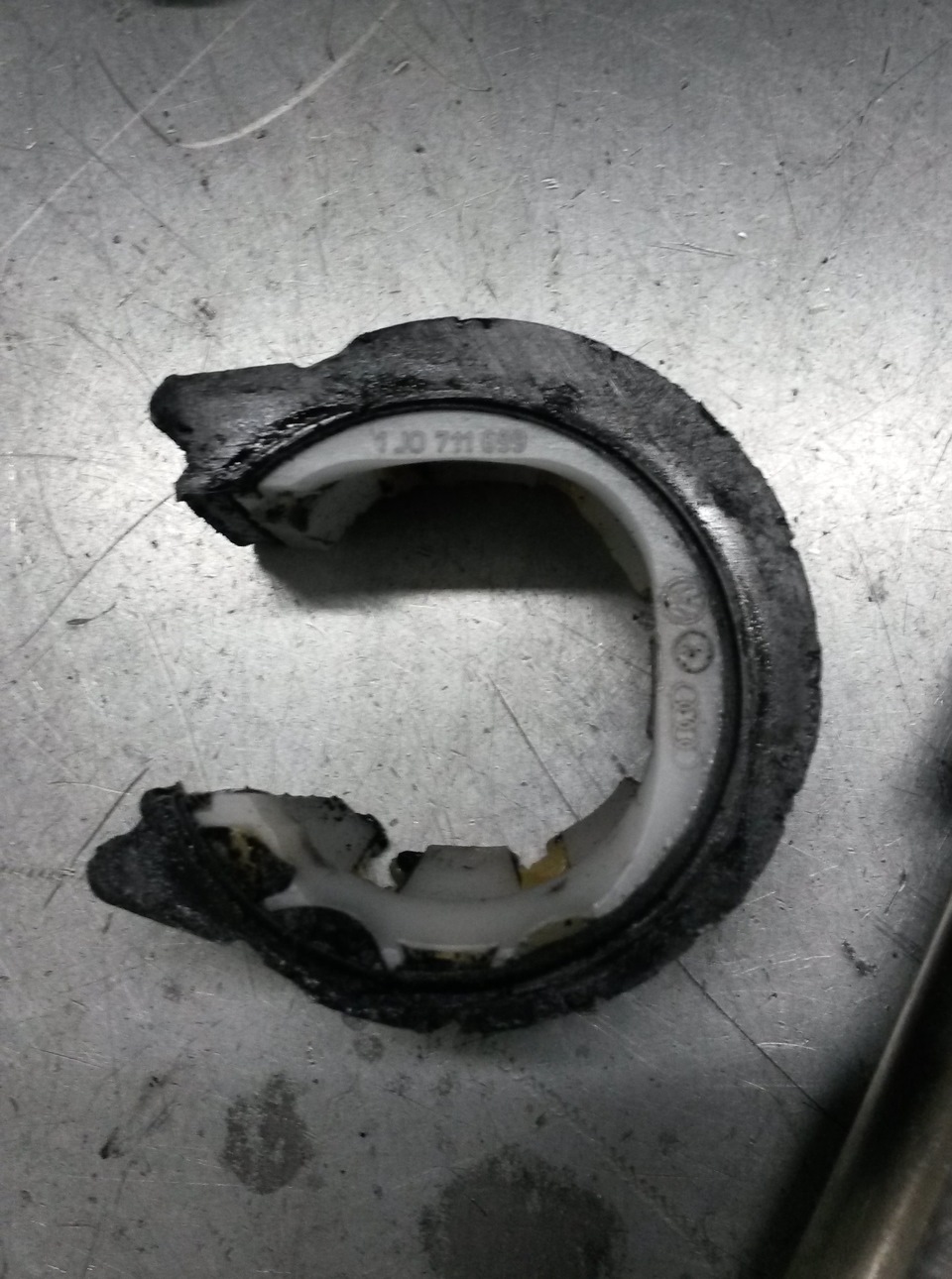 1J0711699 Вкладыш По VAG VAG | Запчасти на DRIVE2