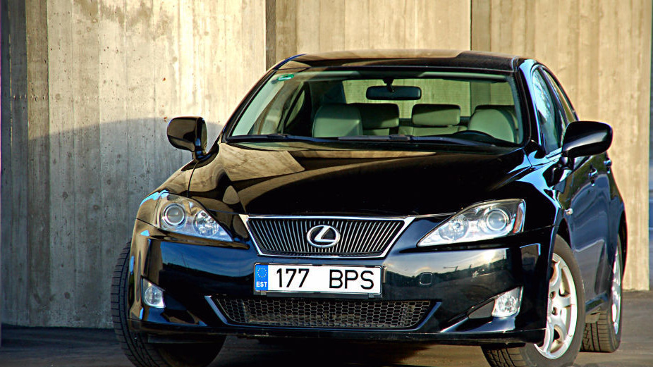 Lexus IS II 2.2 дизельный 2006 | 220D, "Лёха Старший" на DRIVE2