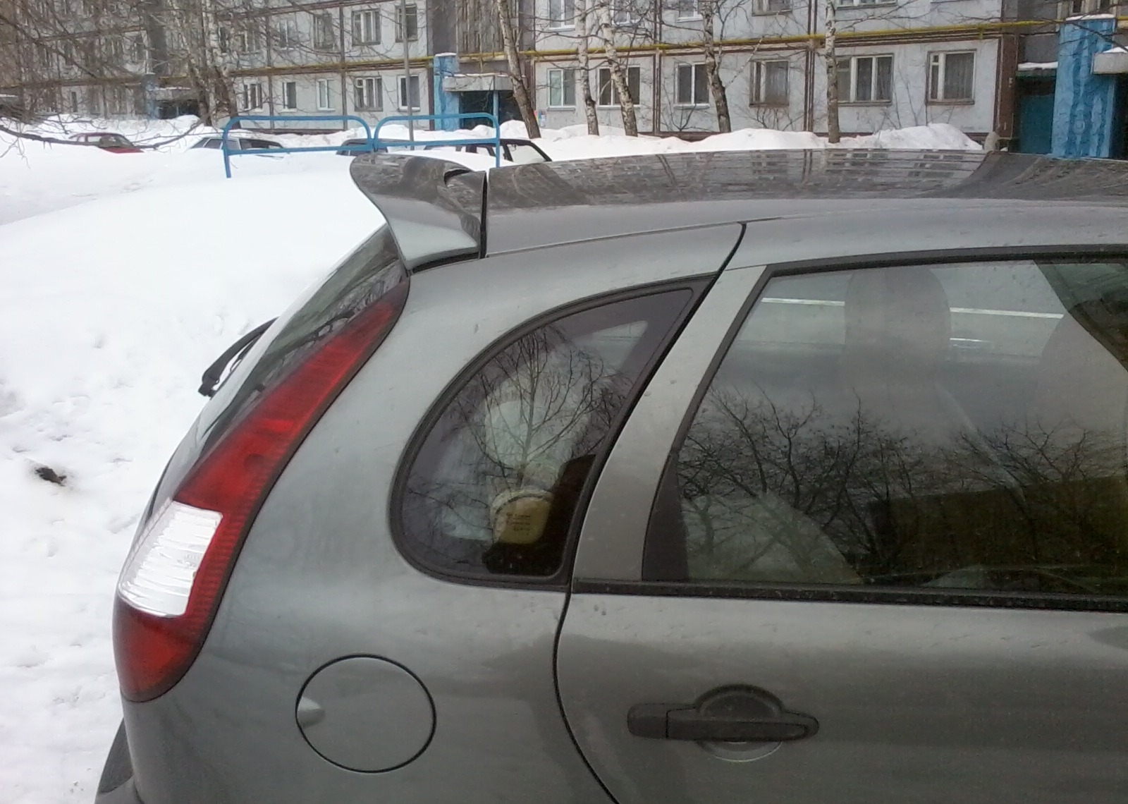 Спойлер — LADA Калина хэтчбек, 1,4 л., 2008 года | тюнинг | DRIVE2