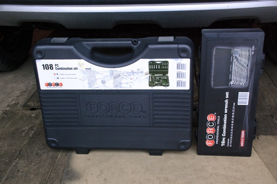 Набор инструмента: Force 41082 (108 пр.) + 5161 (16 пр.) — Renault Sandero Stepway (2G), 1,6 л ...