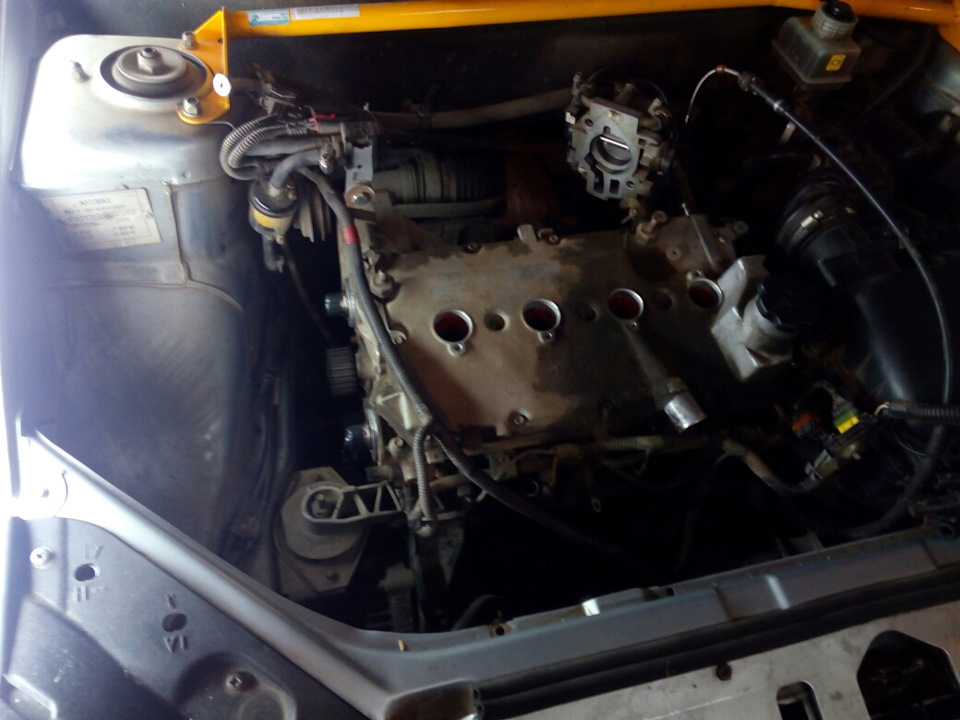 Заменил гидрики+новый комплект ГРМ+свечи+ремень генератора+помпа ...