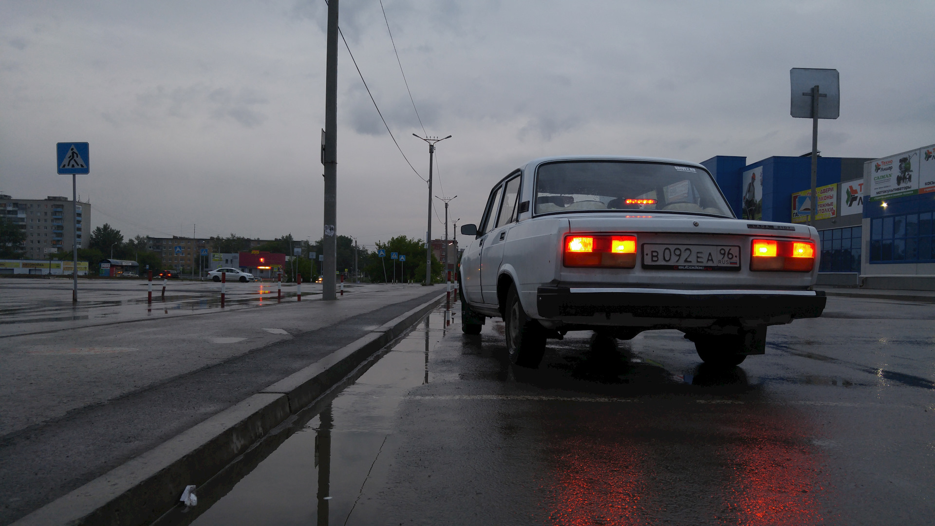 Lada 21074 1.6 бензиновый 2007 | 1,6L l4i нулевая на DRIVE2