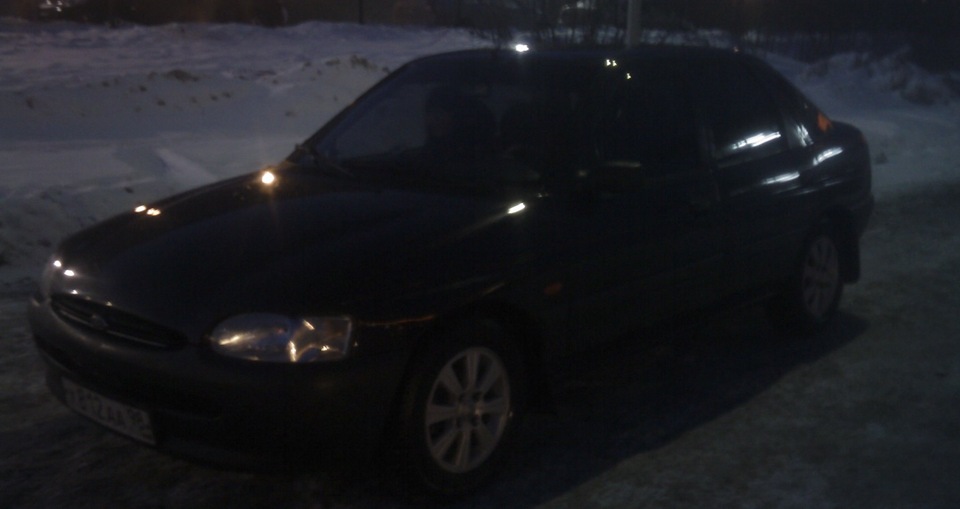 помыл но темно если выживет днем повторю — Ford Escort Mk6 1 3 л