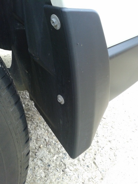 Брызговики и накладка на задний бампер — Subaru Forester (SJ), 2,5 л ...