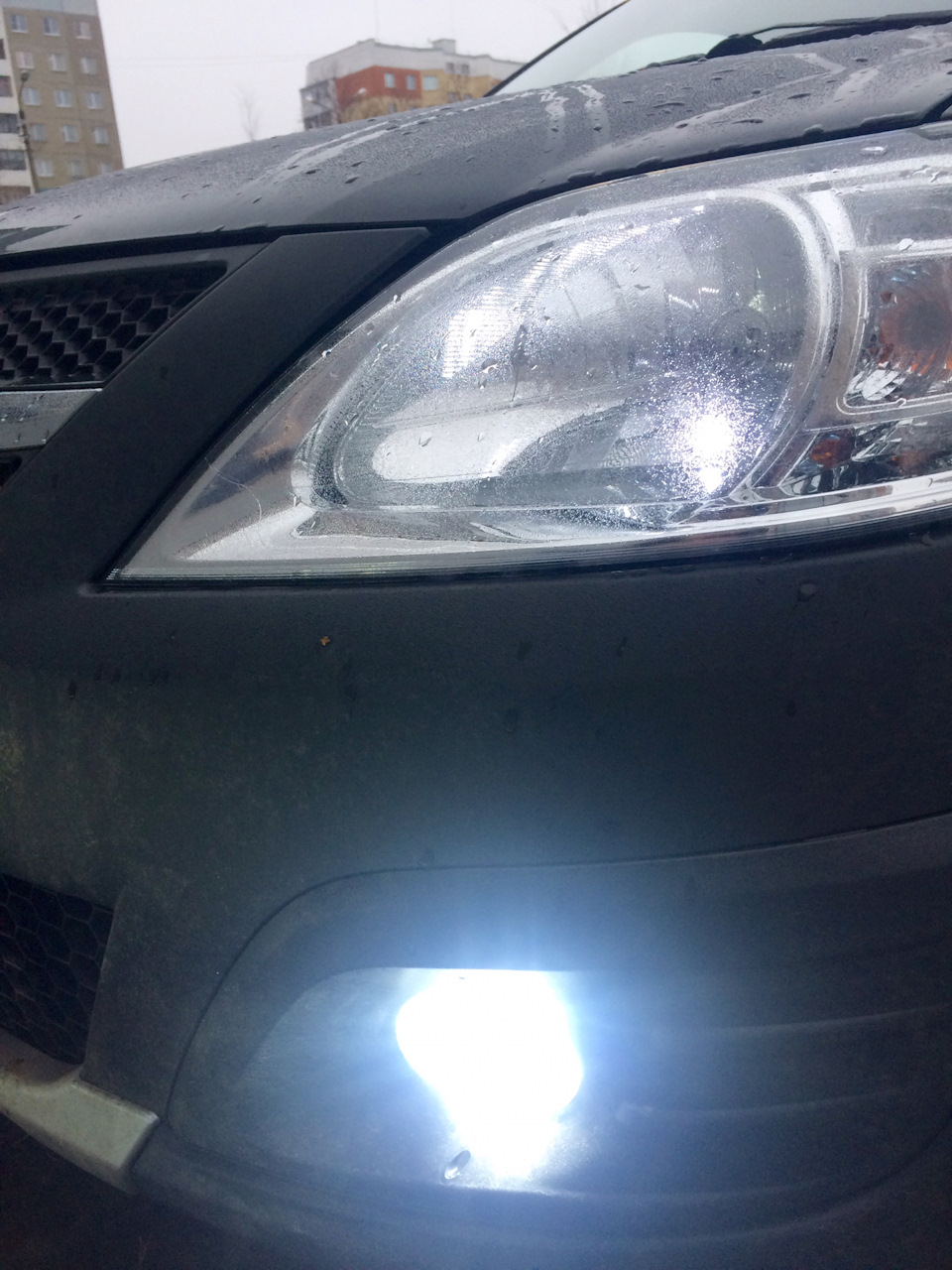 Ксенону быть — Lada Largus Cross, 1,6 л, 2016 года | тюнинг | DRIVE2