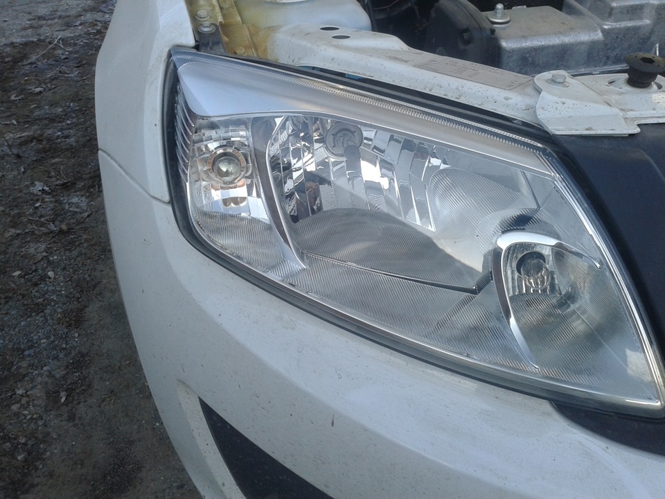 Лампочки поворотников — Lada Гранта Лифтбек (1G), 1,6 л, 2014 года ...