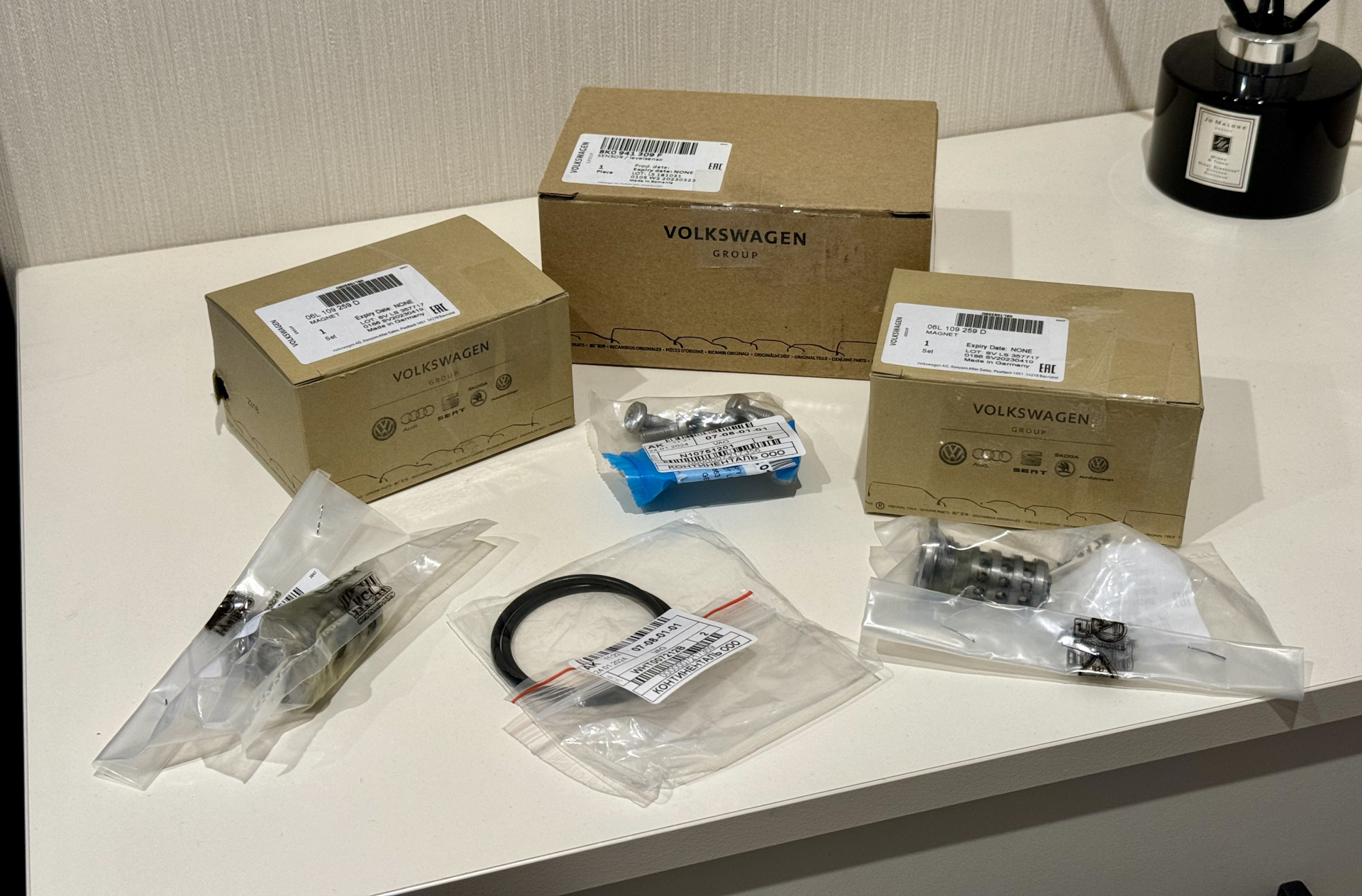 Замена клапанов фазорегуляторов — Audi A4 Allroad (B8), 2 л, 2015 года ...