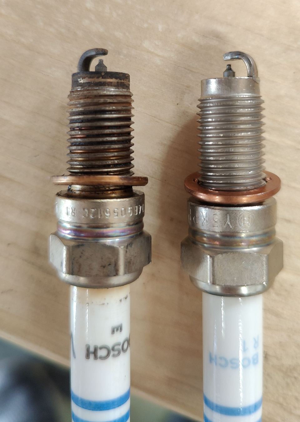 0241145523 СВЕЧА ЗАЖИГАНИЯ Y5KPP332 (0.7), 1ШТ BOSCH | Запчасти на DRIVE2