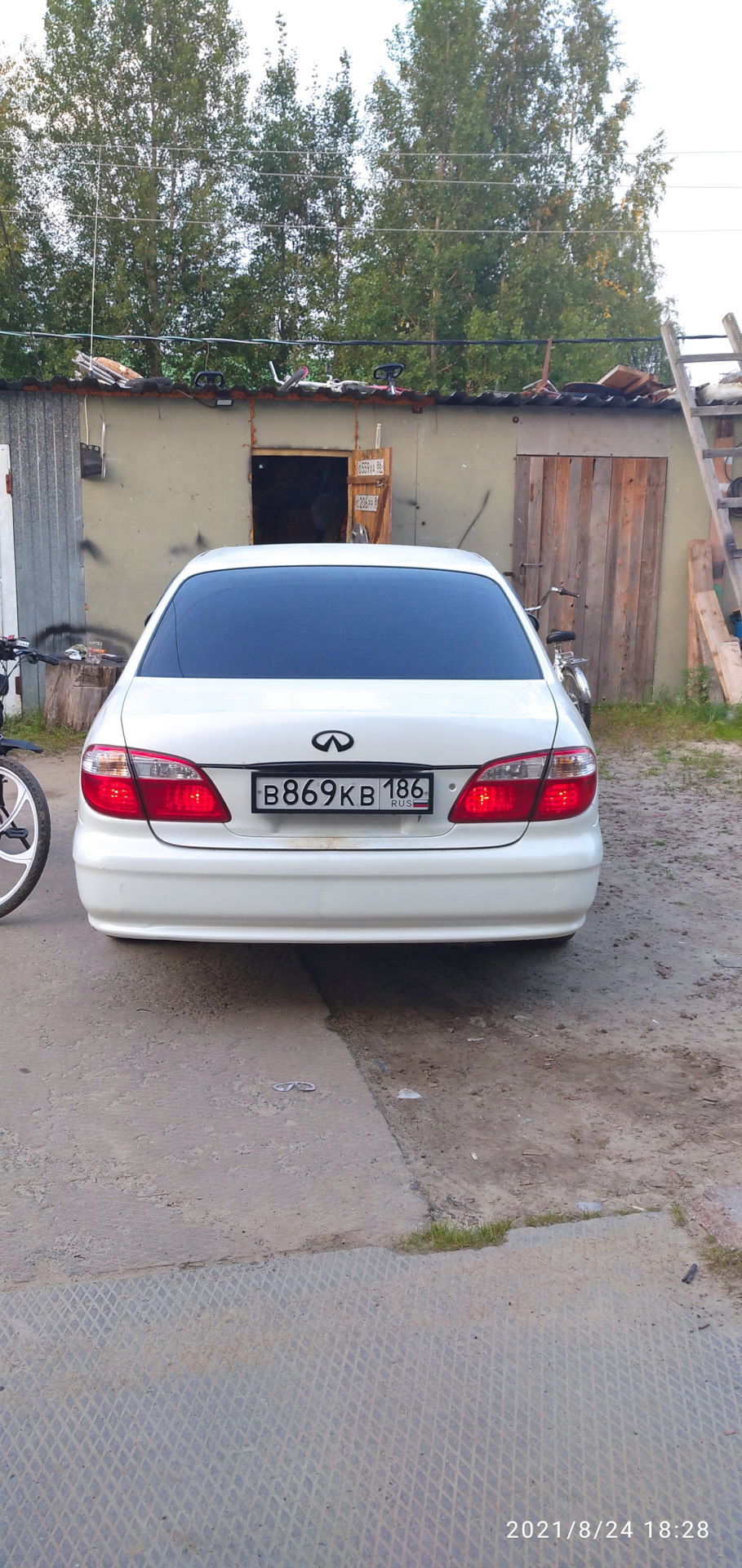 Шильдики infiniti — Nissan Cefiro (A33), 2,5 л, 2000 года | тюнинг | DRIVE2