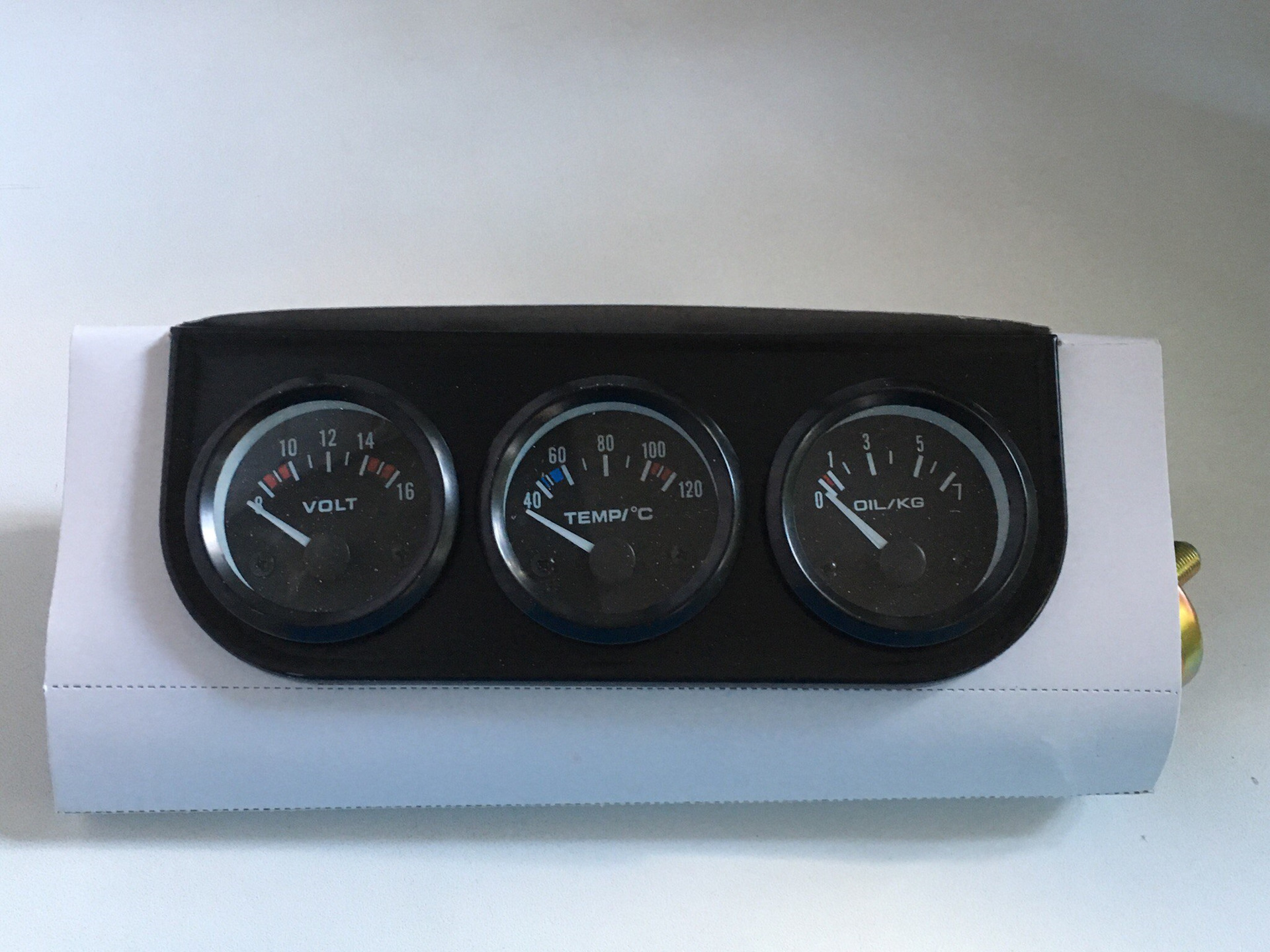 Доп. приборы:вольтметр, температура охлаждающей жидкости, датчик ...