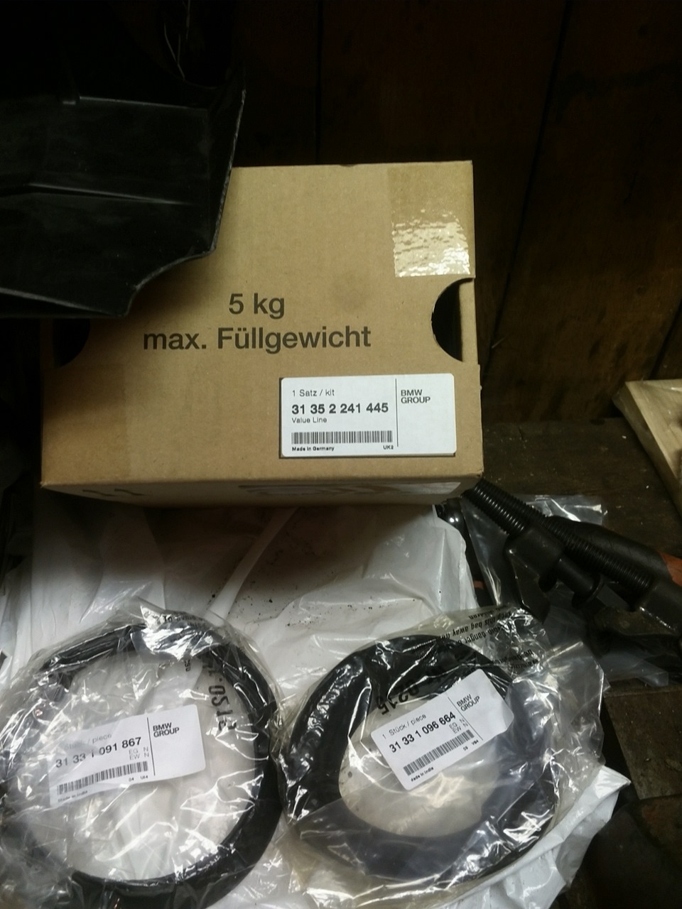 31331091867 Изолирующ.прокладка пружины Вх BMW | Запчасти на DRIVE2