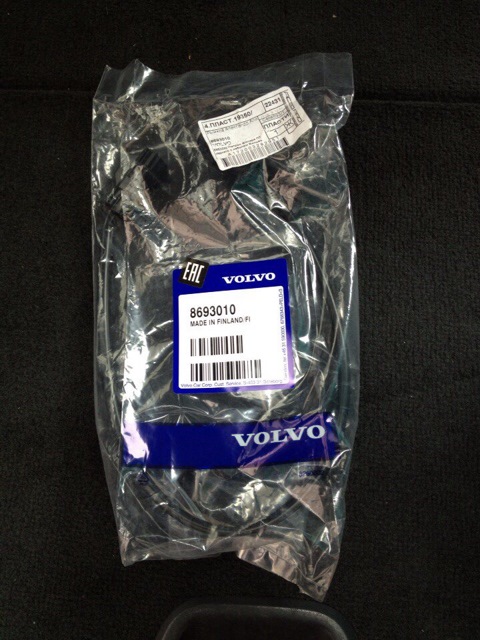 8693010 Патрон заднего противотуманного фонаря Volvo | Запчасти на DRIVE2