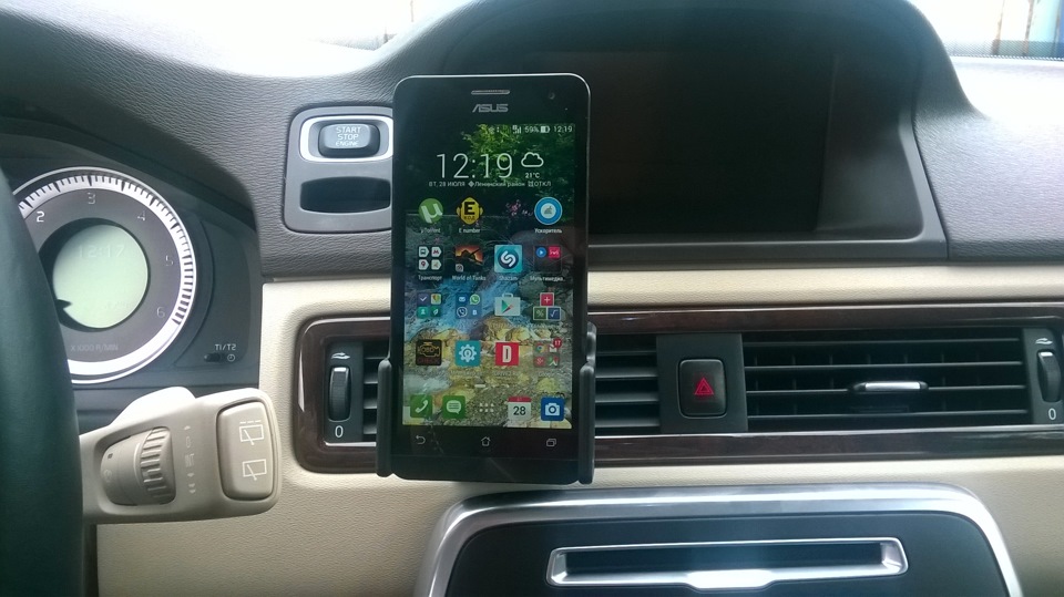 Держатель для телефона Brodit — Volvo XC70 III, 2,4 л, 2012 года ...