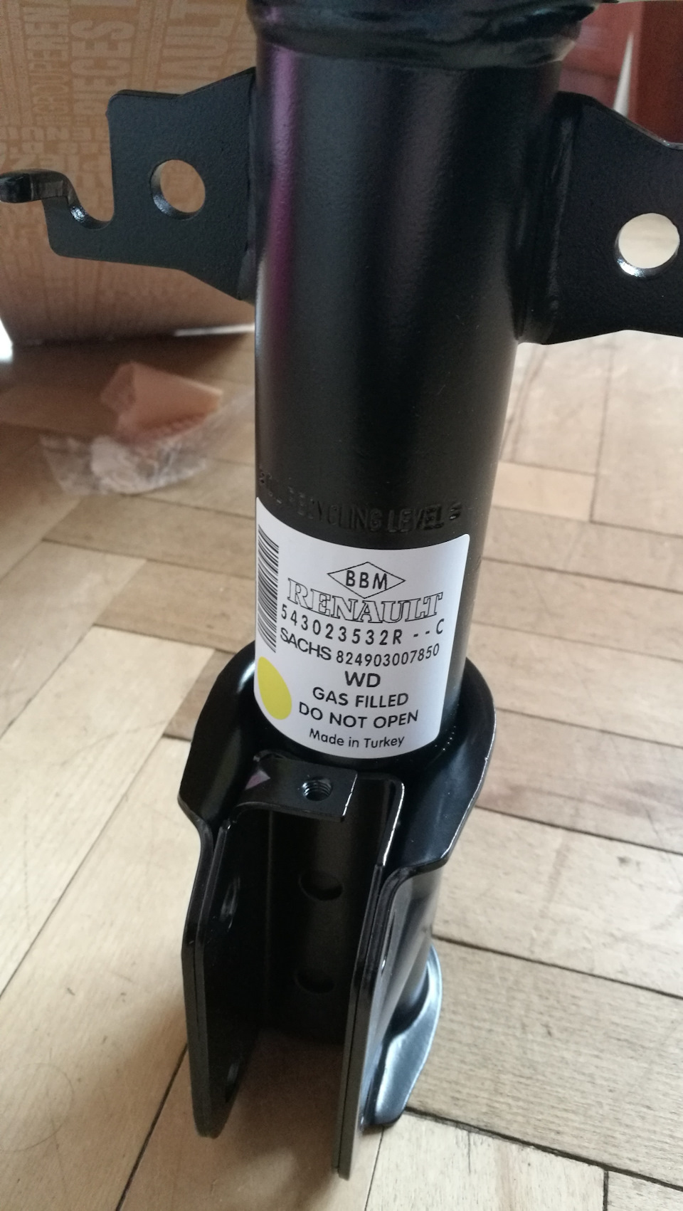 543023532R Амортизатор пер RENAULT | Запчасти на DRIVE2