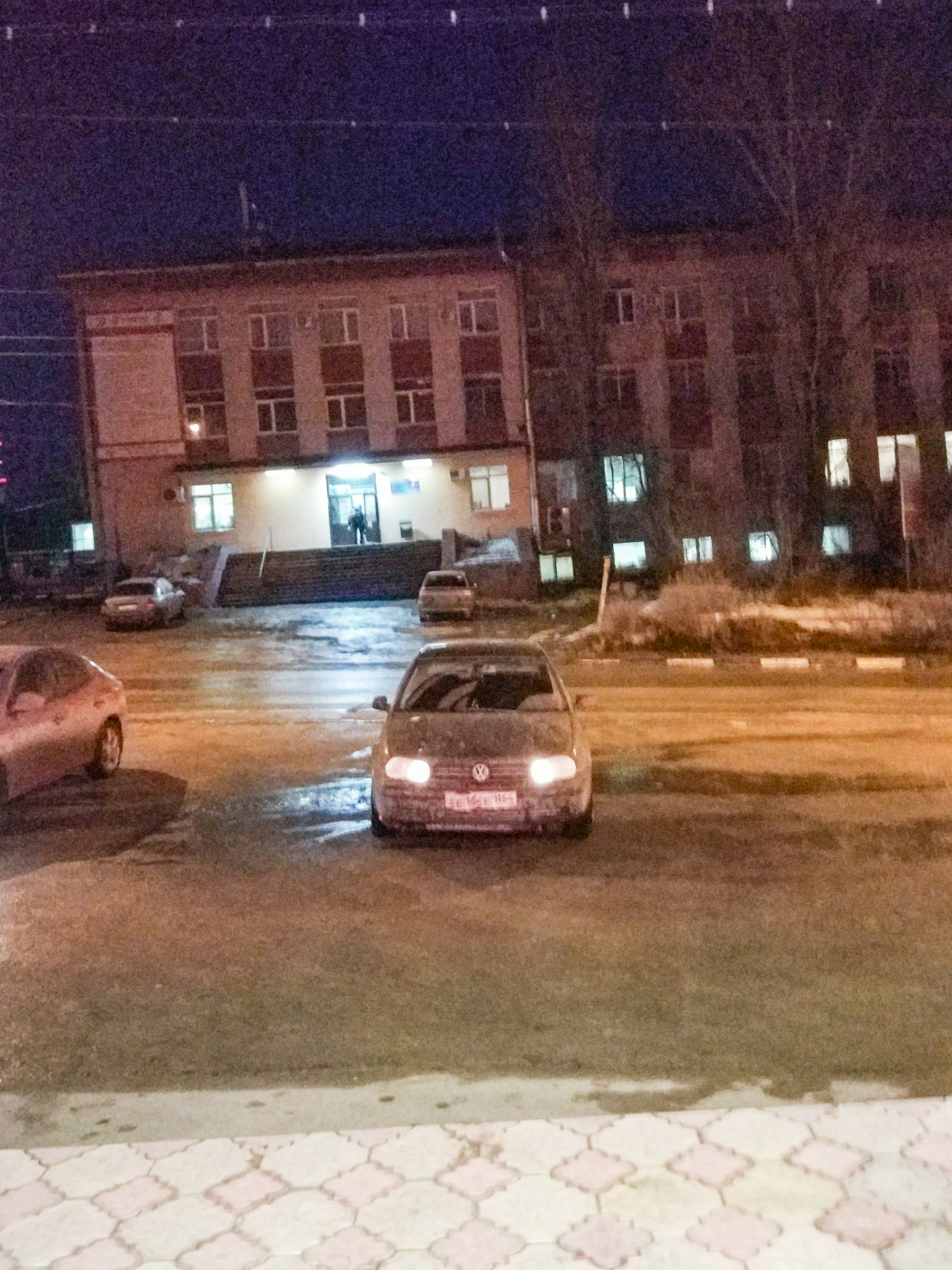 Наконец дворники поставил — Volkswagen Golf Mk4, 1,6 л, 2003 года ...