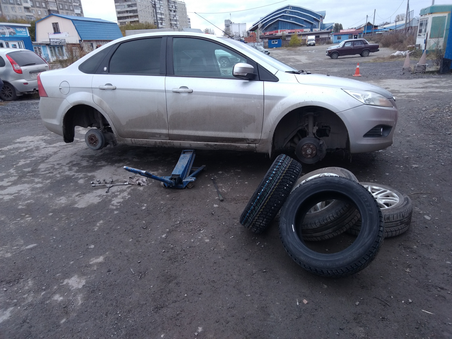 Viatti — Ford Focus II Sedan, 1,8 л, 2008 года | шины | DRIVE2