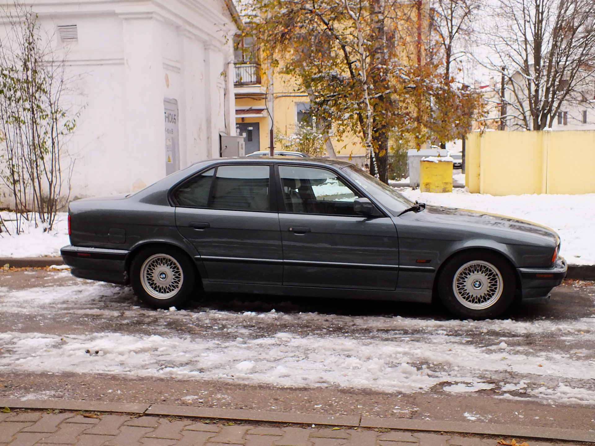 7 стиль. О том, как девушка истину искала… — BMW 5 series (E34), 3 л, 1993 года | колёсные диски ...