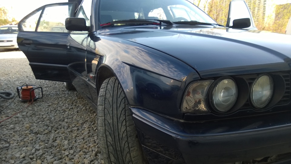BMW 5 series (E34) 2.0 бензиновый 1994 | orientblau met хочет 2,5 на DRIVE2
