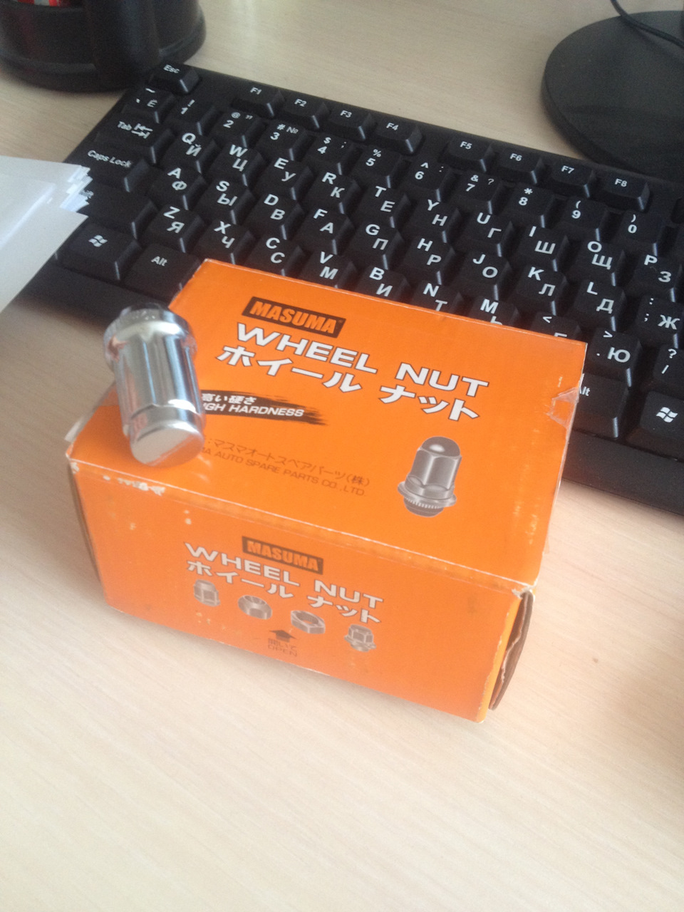 Секретные гайки — Nissan Qashqai+2, 2 л, 2011 года | аксессуары | DRIVE2