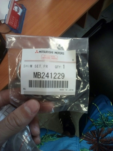 MB241229 ПРОКЛАДКИ РЕГУЛ., СТУП.ПЕР.КОЛЕС Mitsubishi | Запчасти на DRIVE2